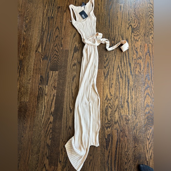 Hera Collection | Dresses | Nwt Hera Collection Size Small Beige Maxi ...